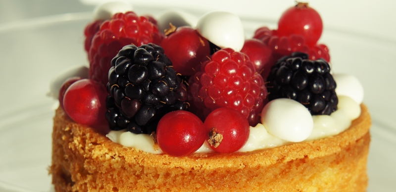 tartelette façon sablé breton aux fruits rouges | monfoodblog